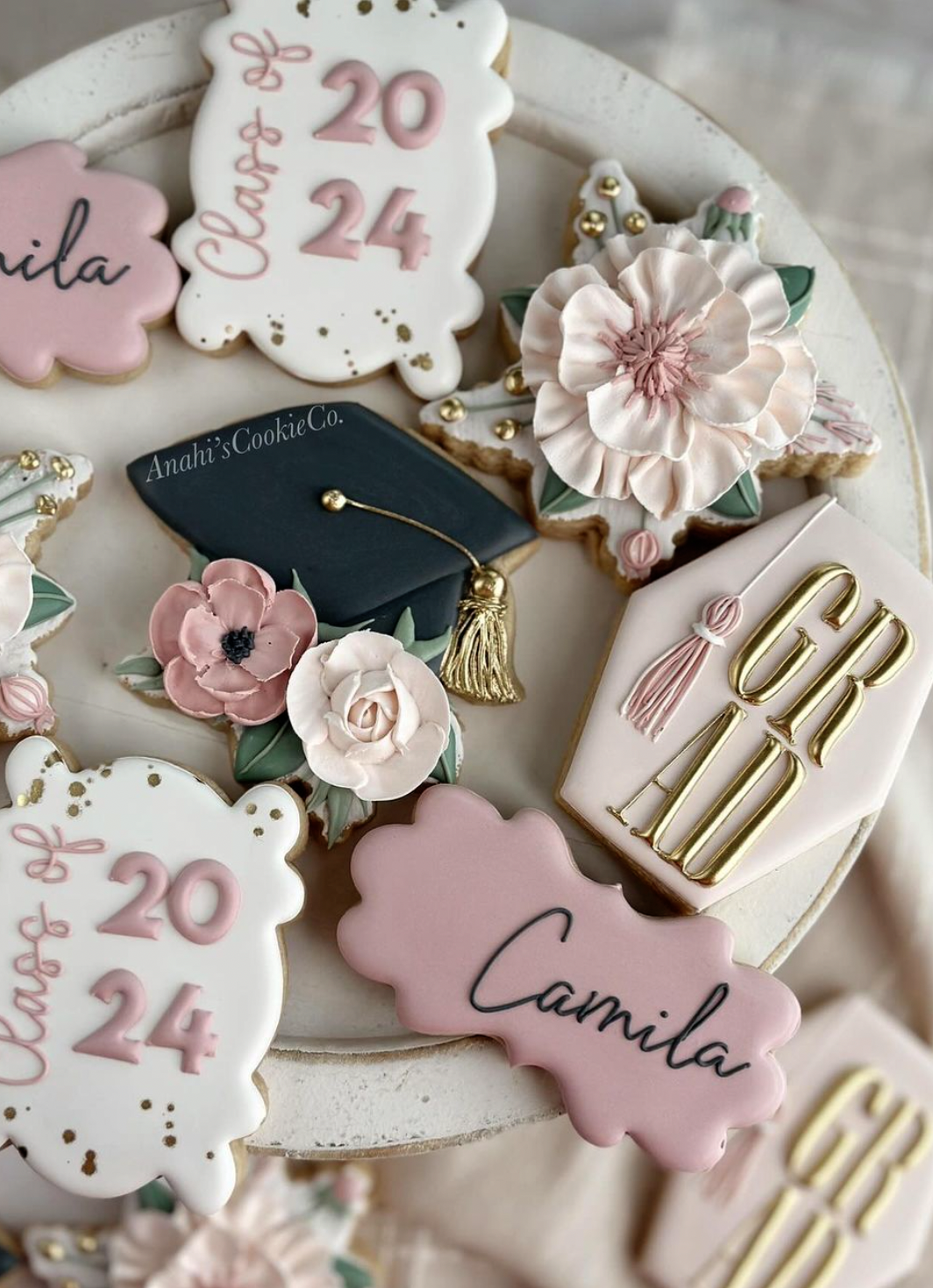 33 Perfect Graduation Party Desserts to End the Night Right ...