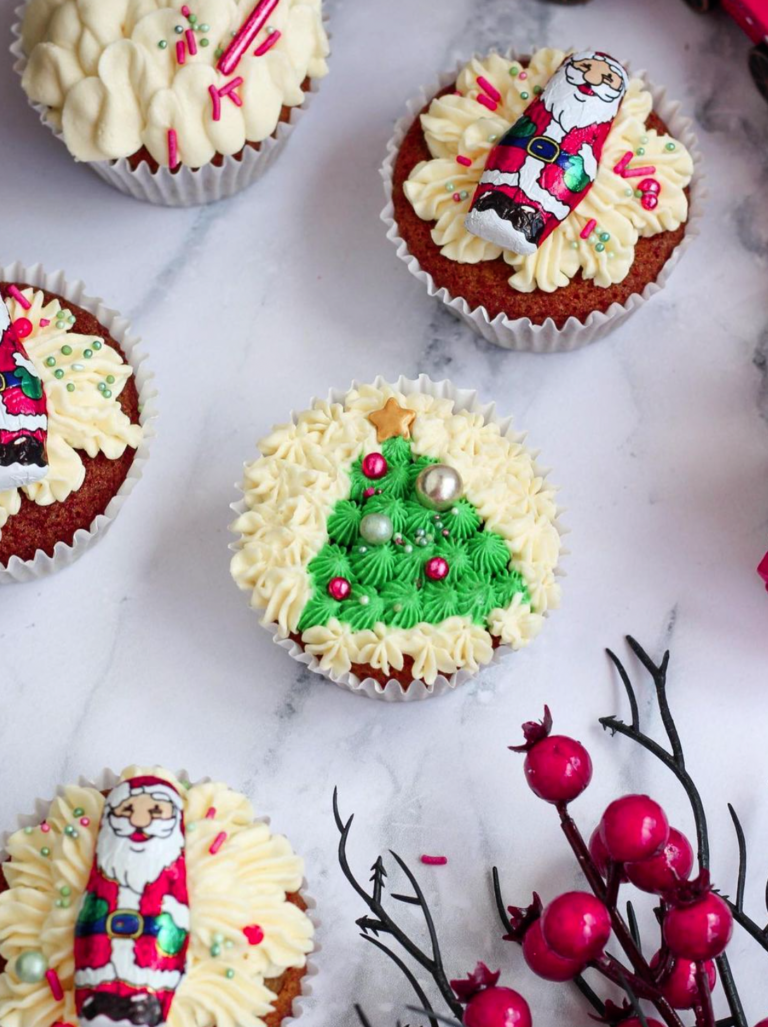 30 Festive Christmas Cupcakes to Make This Season Extra Special ...