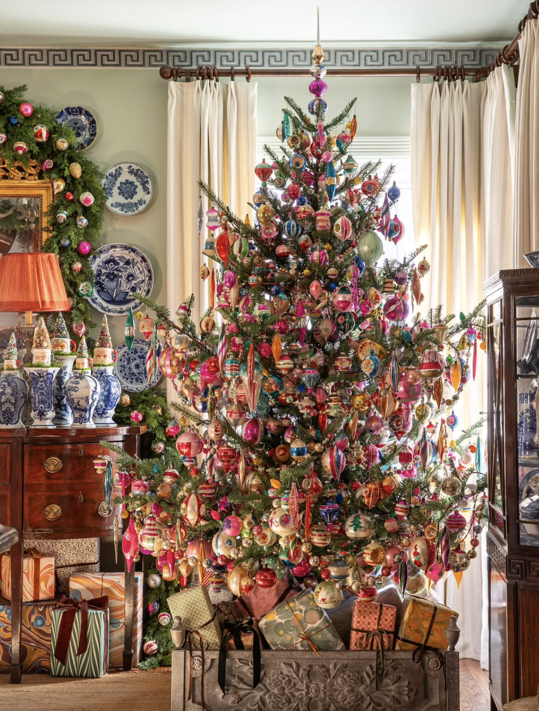 120 Short Christmas Quotes To Spread Some Holiday Magic ...
